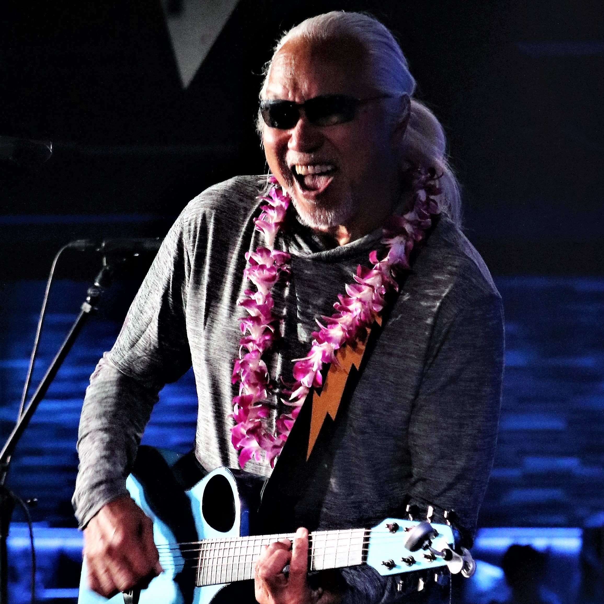 Brother Noland and Henry Kapono team for a MACC show | News, Sports ...